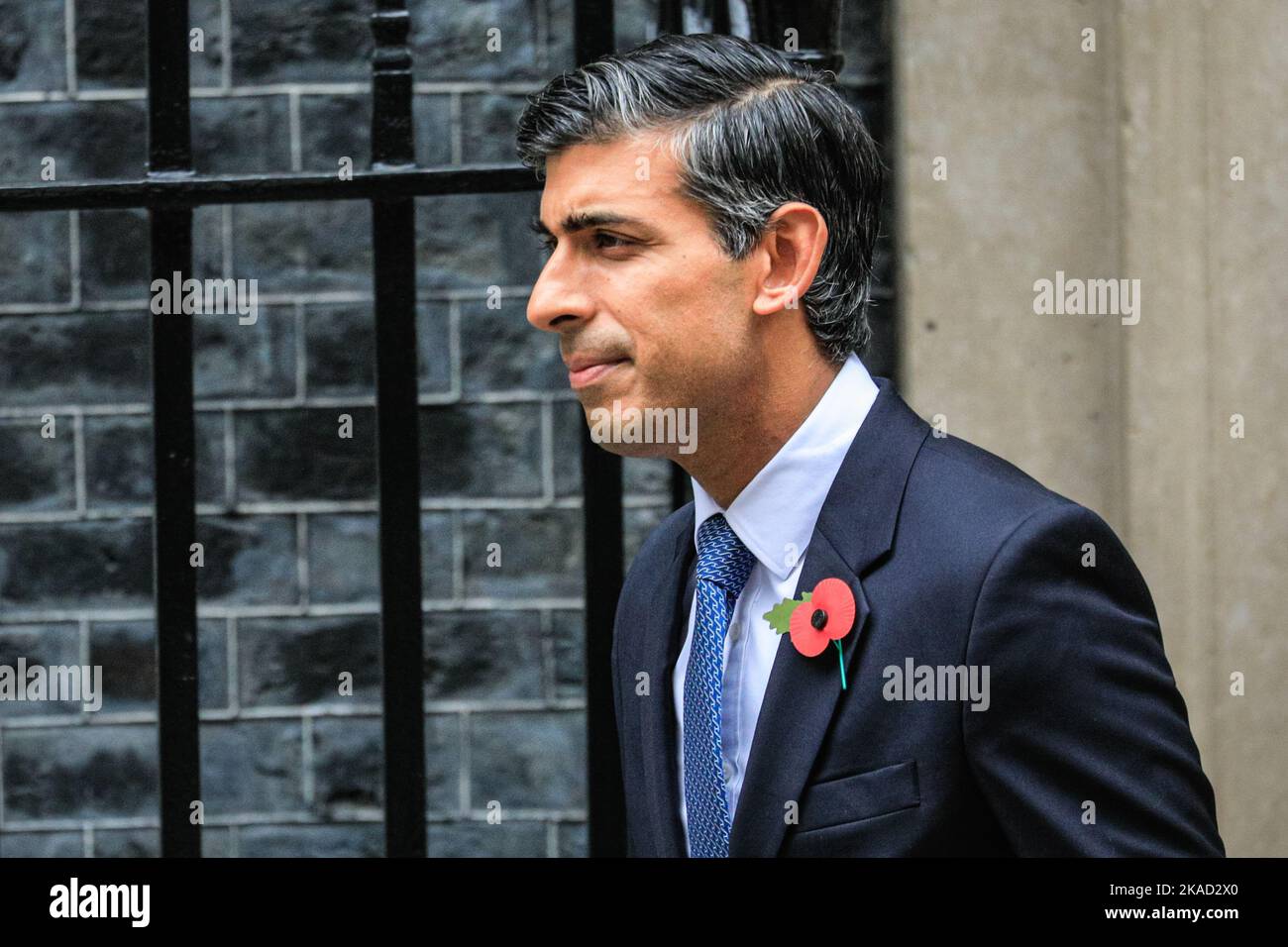Prime minister rishi sunak profile hi-res stock photography and images ...