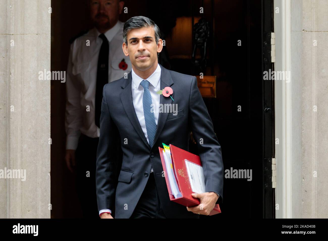 Downing Street, London, UK. 2nd November 2022. British Prime Minister, Rishi Sunak, departs from ...