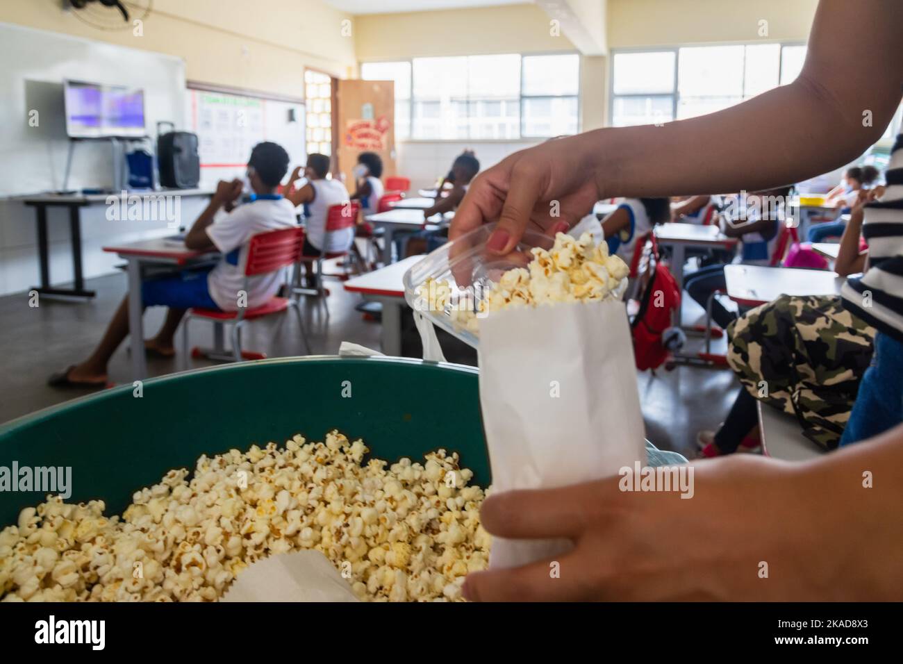 Pop it classroom hi-res stock photography and images - Alamy