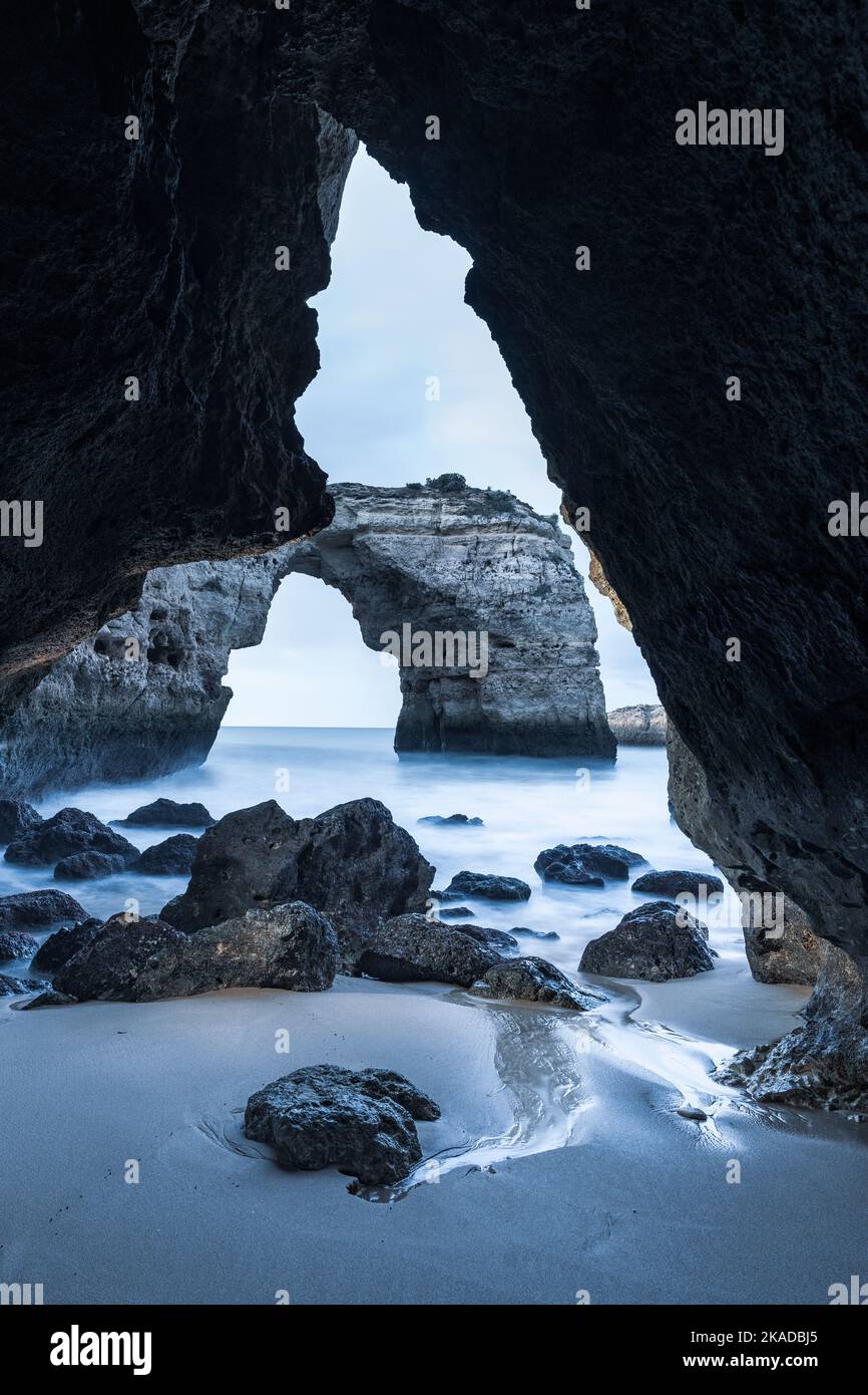 Coastal cave hi-res stock photography and images - Alamy