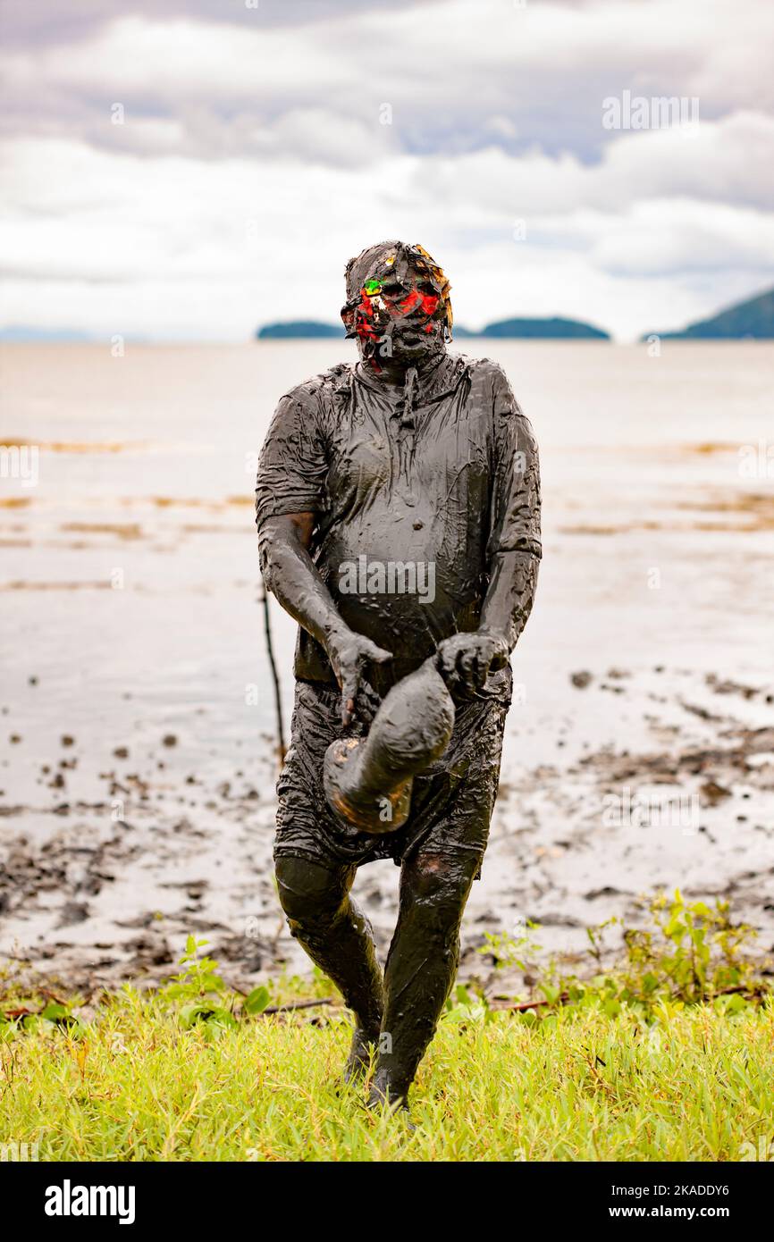 Mud carnival party hi-res stock photography and images - Alamy