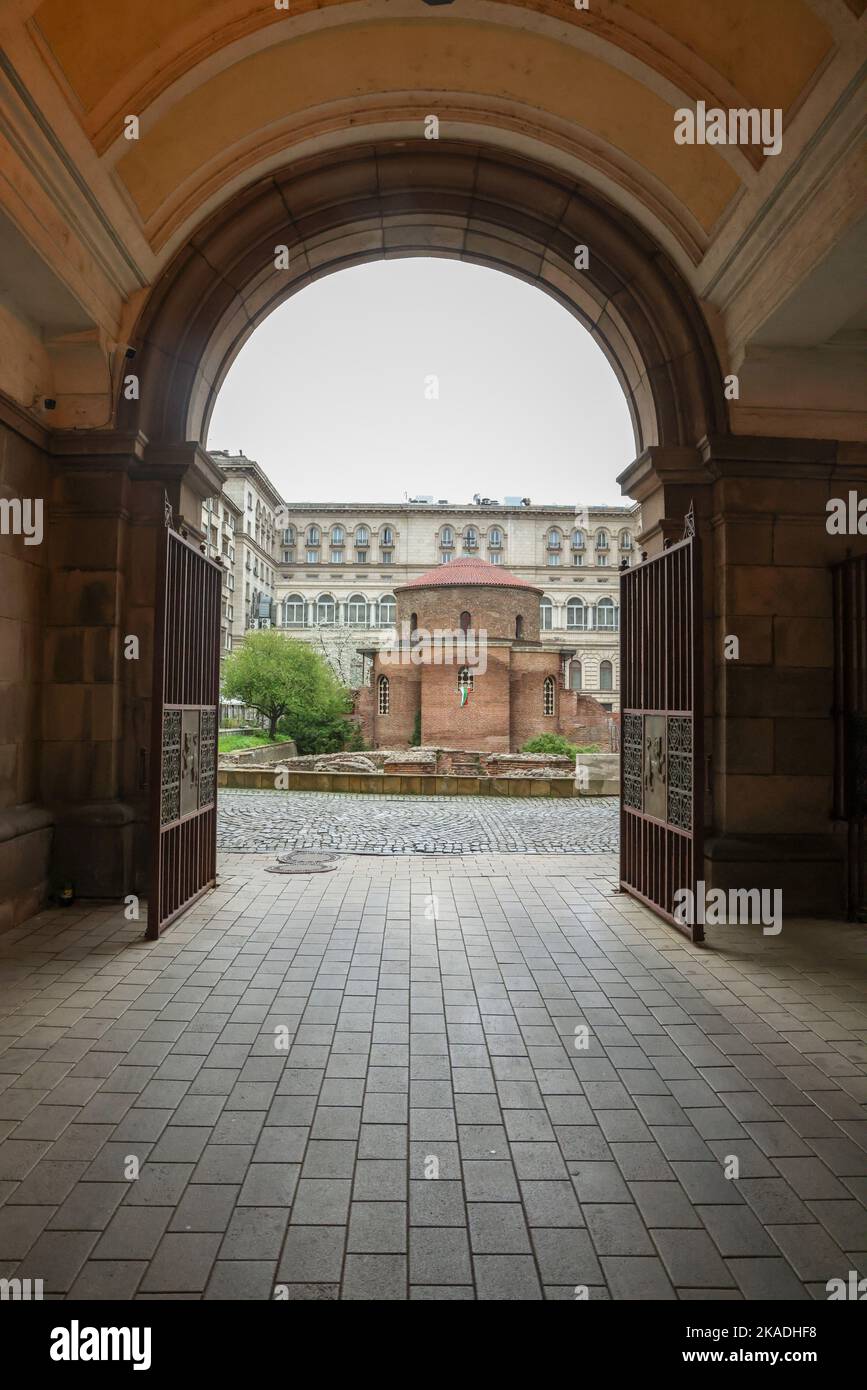 Soviet buildings hi-res stock photography and images - Alamy