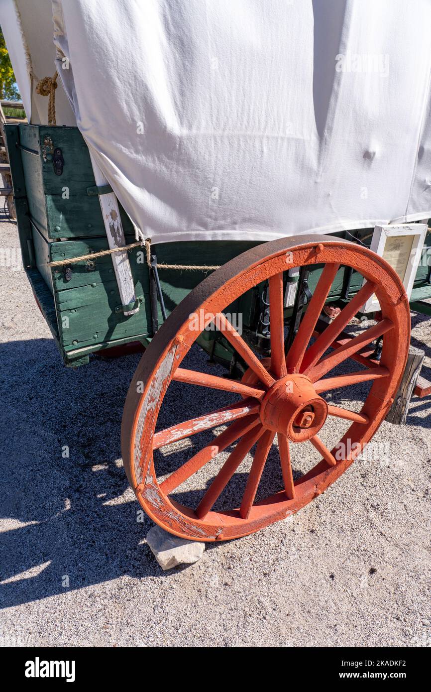Prairie schooner hi-res stock photography and images - Alamy