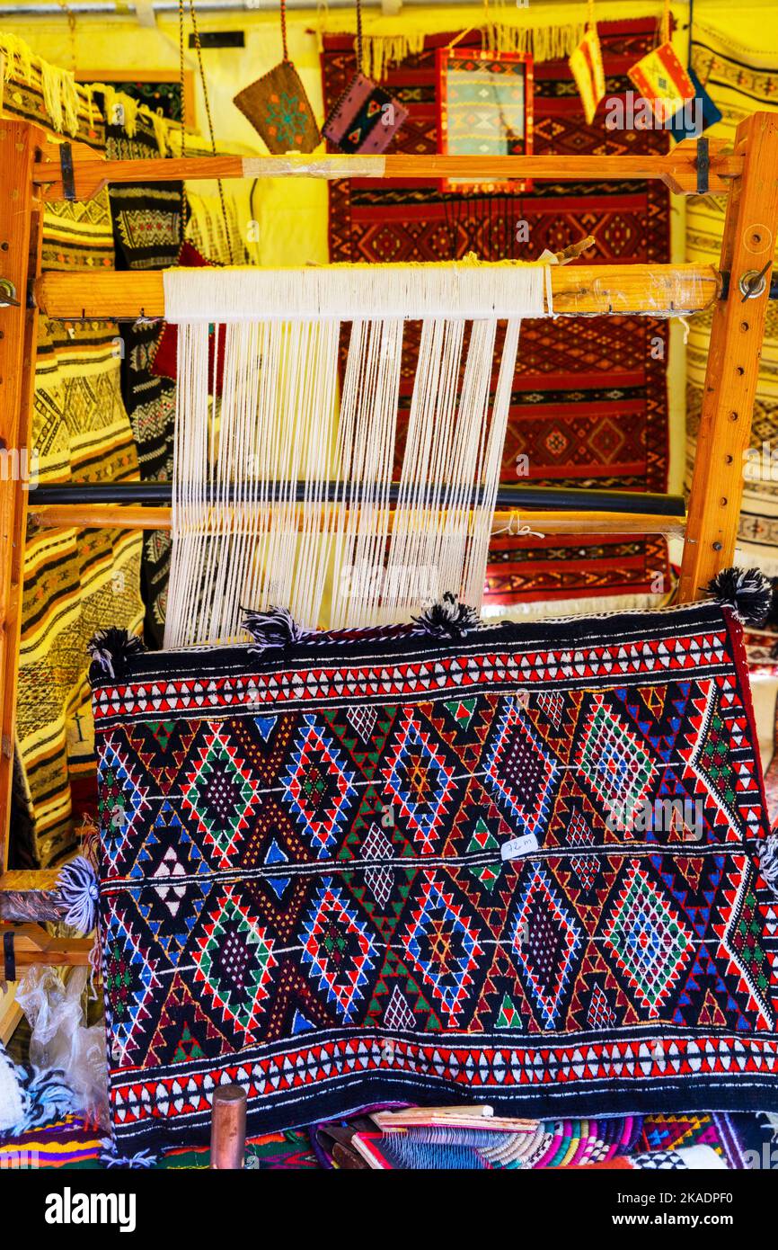 Vertical Rug Loom at Floyd Slemp blog