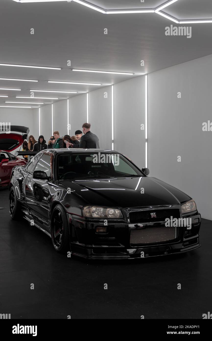 Gt r r34 hi-res stock photography and images - Alamy