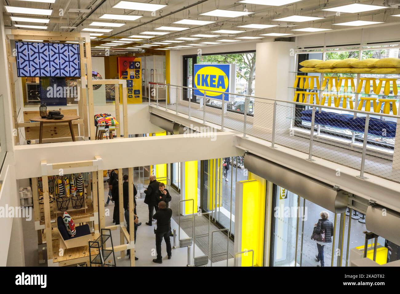 Meuble en kit hi-res stock photography and images - Alamy