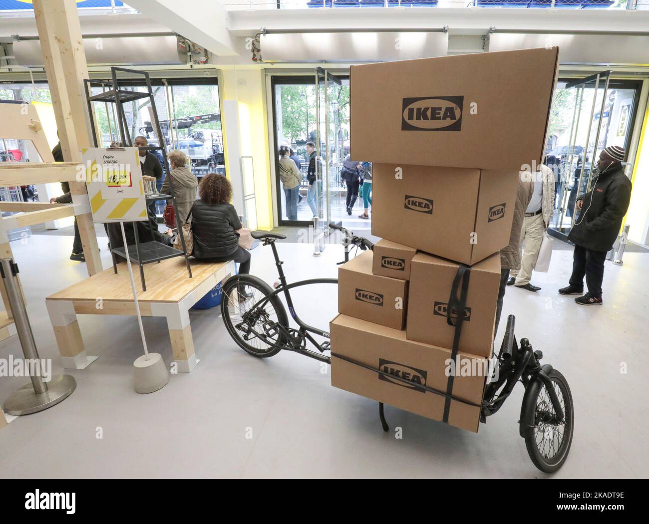 IKEA PARIS LA MADELEINE Stock Photo - Alamy