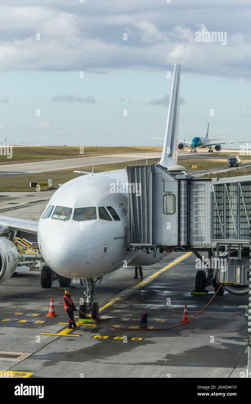 ROISSY CHARLES DE GAULLE AIRPORT AIR FRANCE PLANES Stock Photo - Alamy