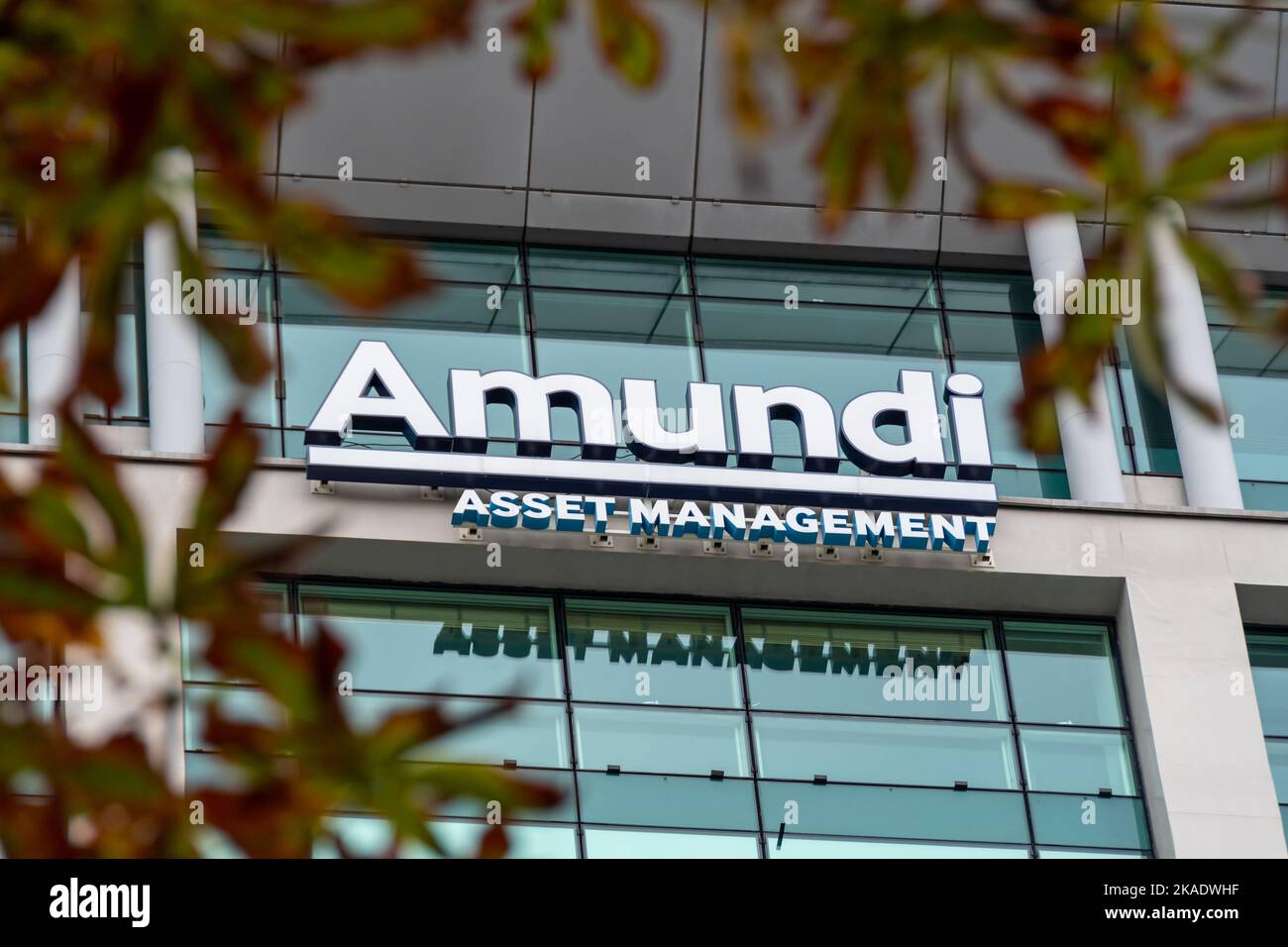 Amundi asset management paris hi-res stock photography and images - Alamy