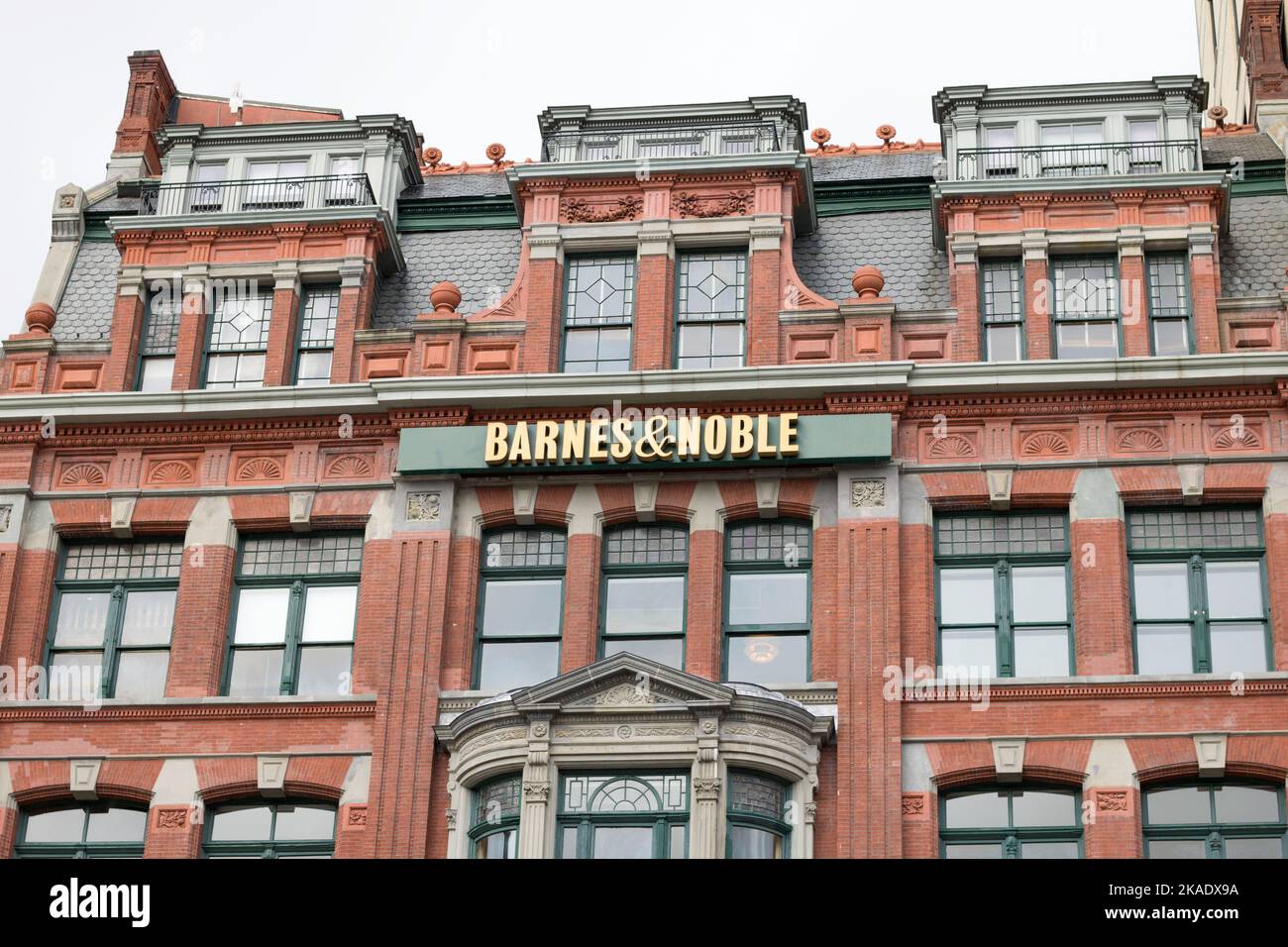 The Barnes and Noble multi-story building in Union Square, NYC Stock ...