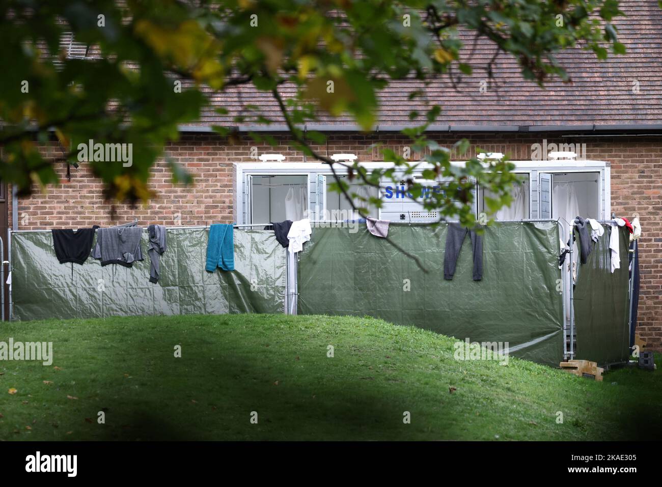 Manston asylum centre hi-res stock photography and images - Alamy