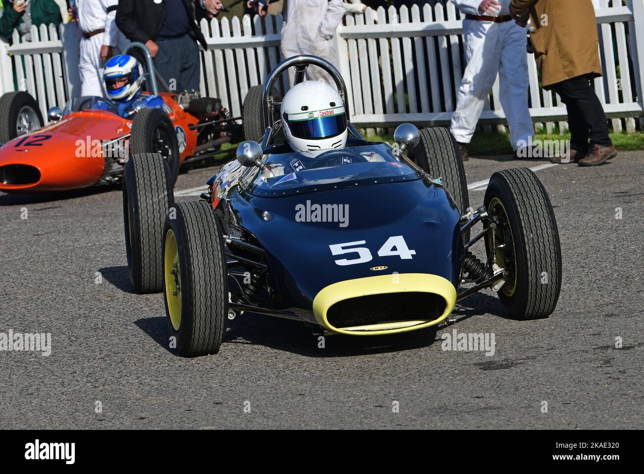 Peter de la Roche, Lola-Ford Mk3, Chichester Cup, a twenty minute race ...