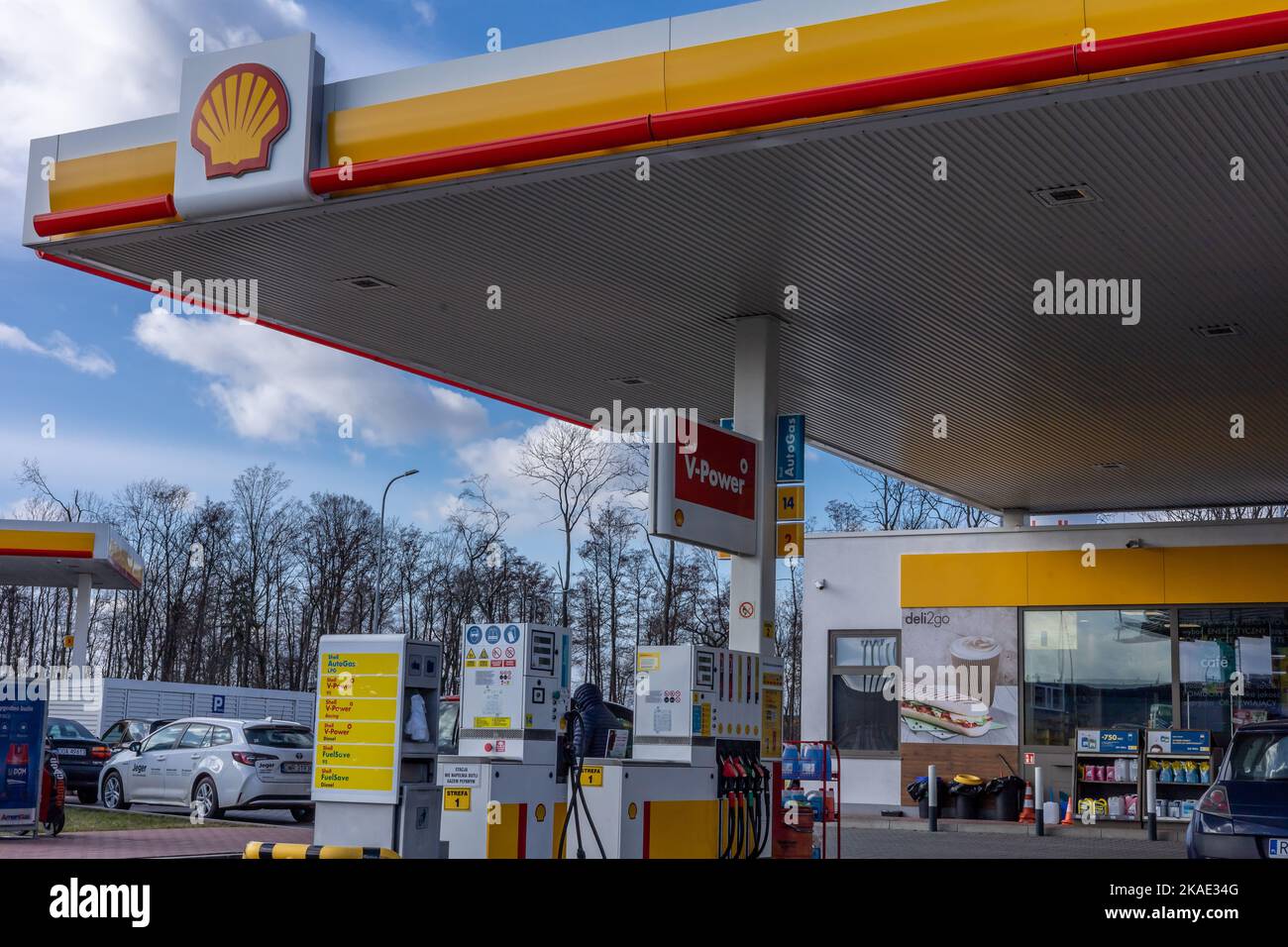 Wroclaw, Poland - February 19, 2022: Shell petrol station Stock Photo ...