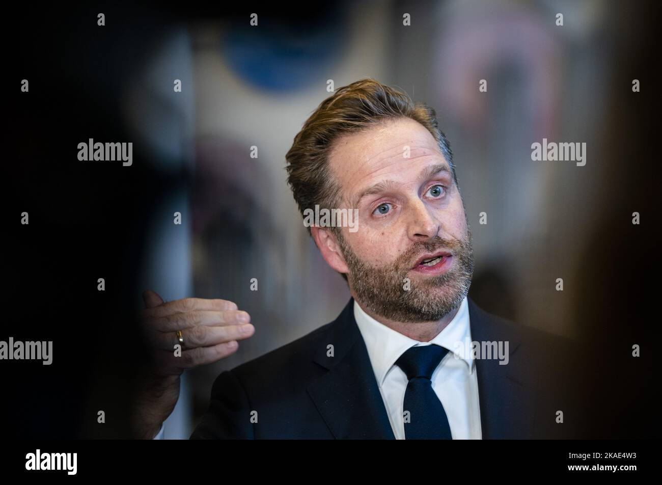 Nitrogen calculation hi-res stock photography and images - Alamy