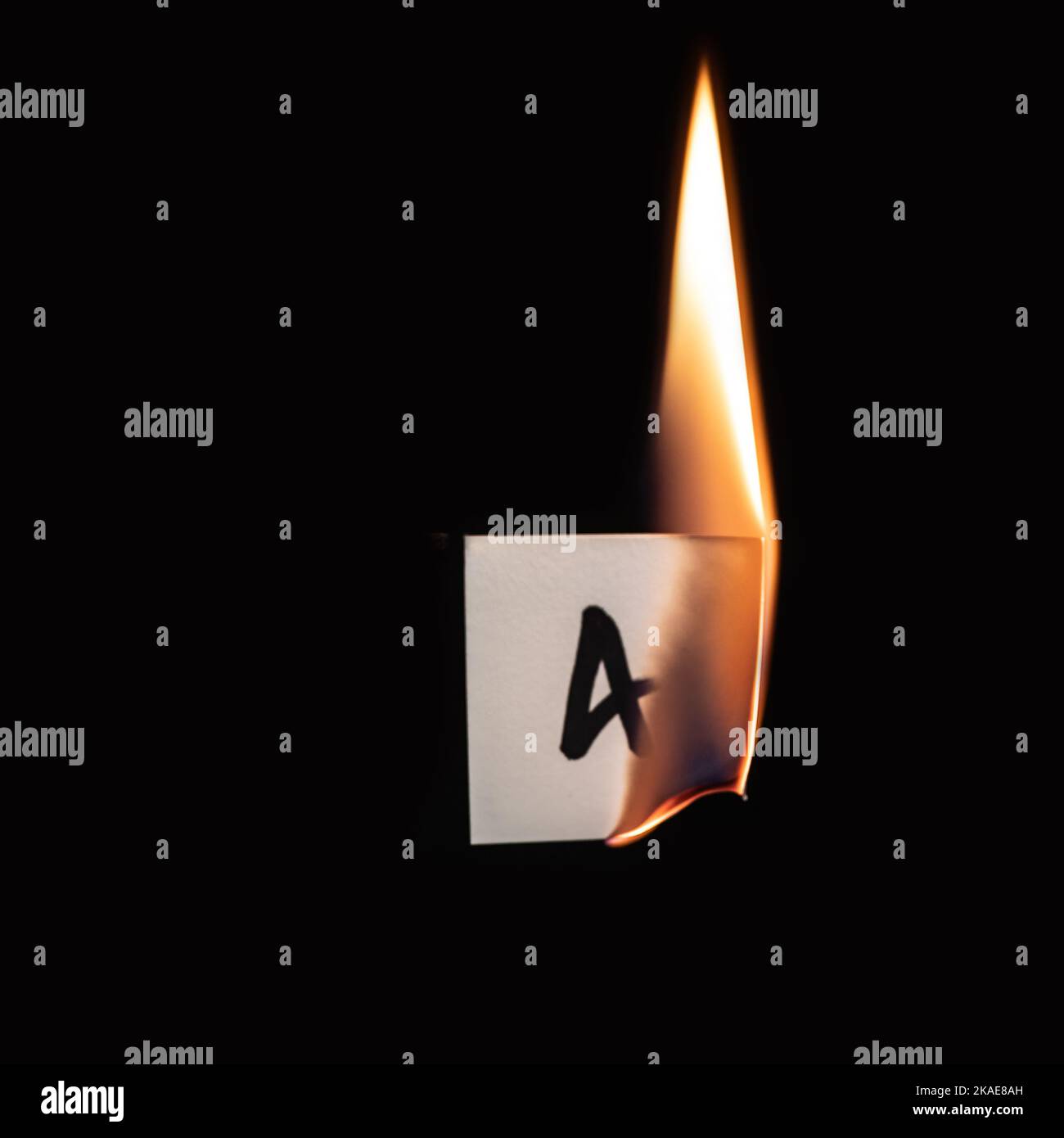 Small paper letter burning hi-res stock photography and images - Alamy
