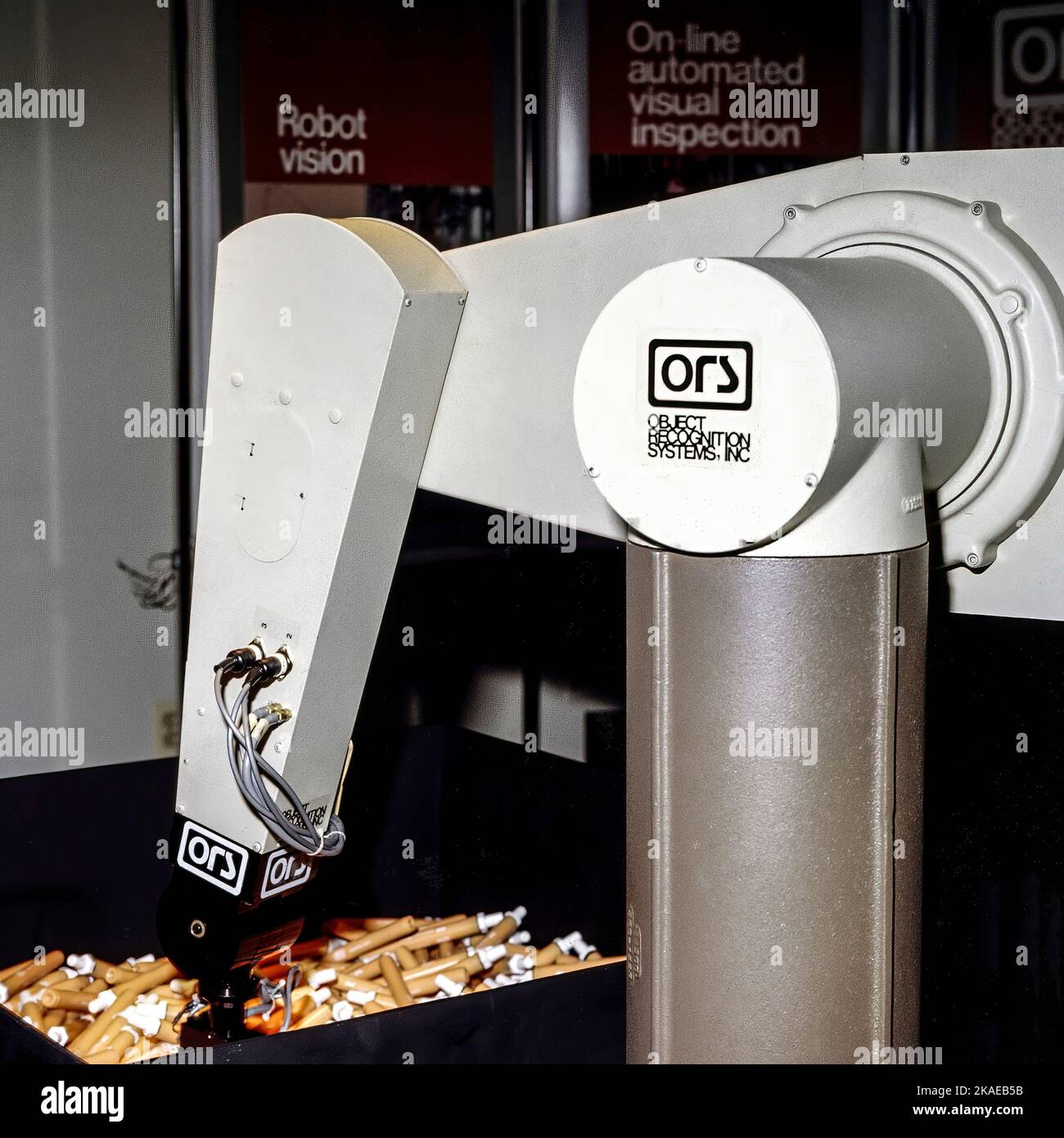 Optical Recognition System Robotic Arm 1982 - early robotics ...