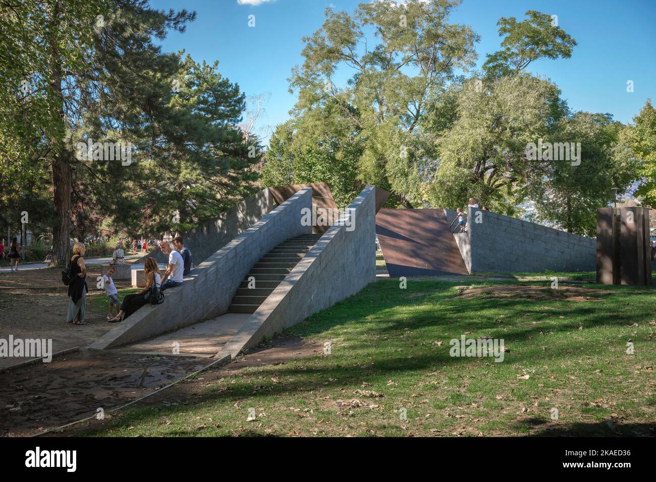 Monumento wwii hi-res stock photography and images - Alamy