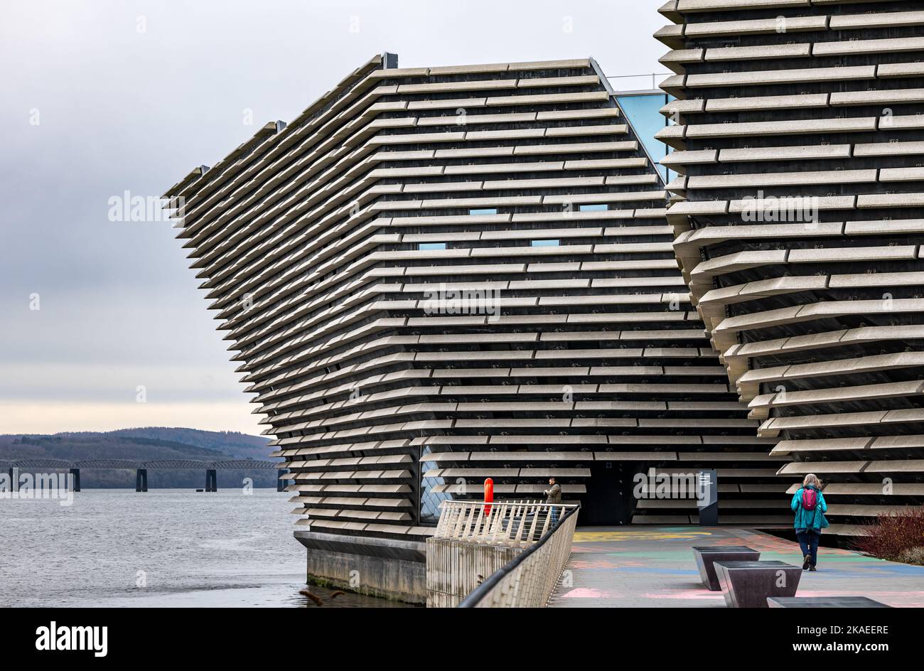 V&a dundee exterior hi-res stock photography and images - Alamy