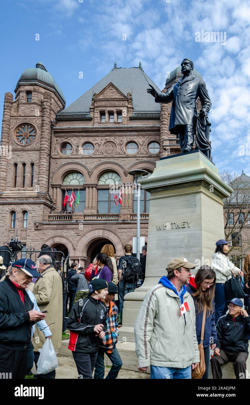 Statue Sculpture of James Whitney, Toronto, Canada Stock Photo - Alamy