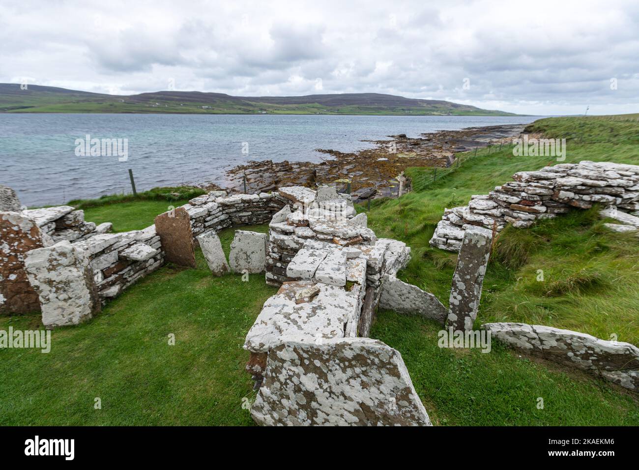 Broch of Gurness, Iron Age broch village , Mainland, Orkney islands, Scotland, UK Stock Photo ...