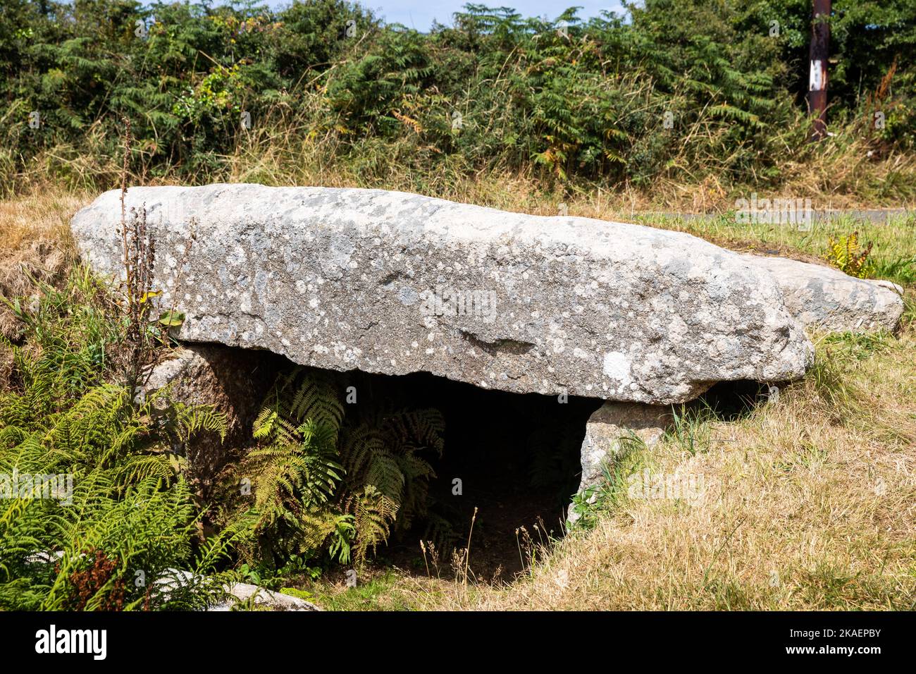 Tregiffian Burial Chamber. A late Neolithic/early Bronze Age burial ...