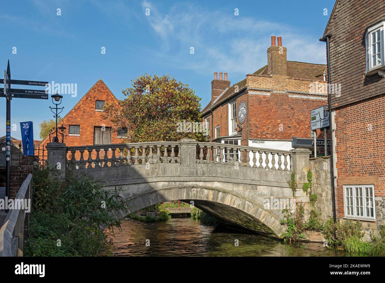 City Bridge, River Itchen, Winchester, Hampshire, England, Great ...