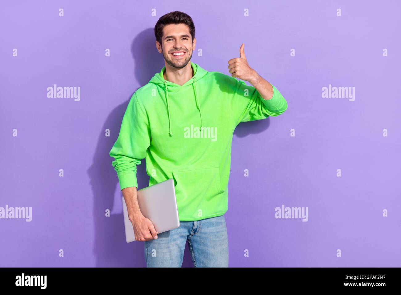 Junior developer background hi-res stock photography and images - Alamy