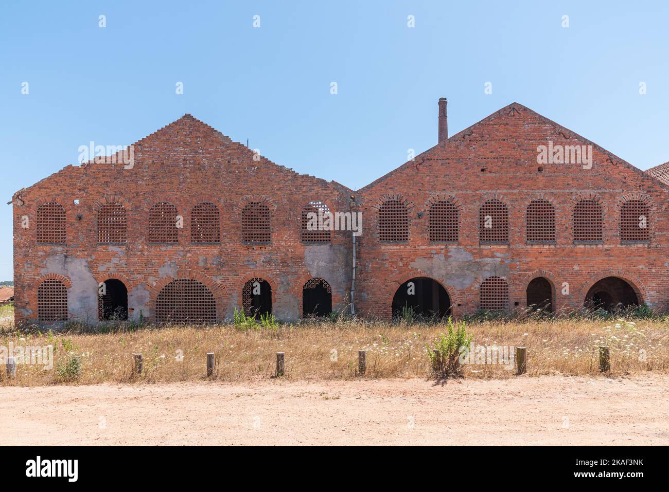 A facade of old ruined brick making factories Stock Photo - Alamy