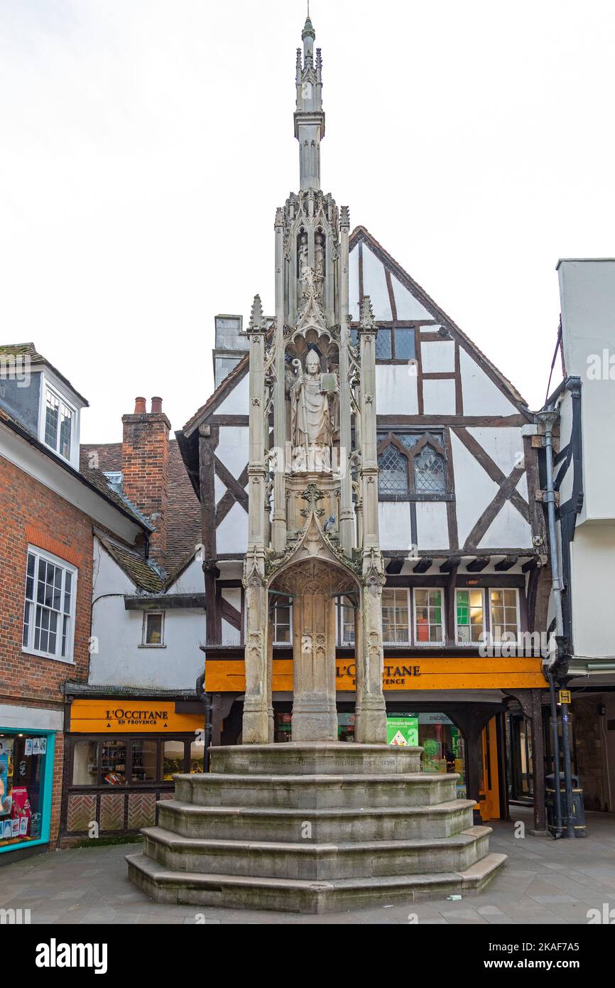 Winchester high street high cross hi-res stock photography and images ...