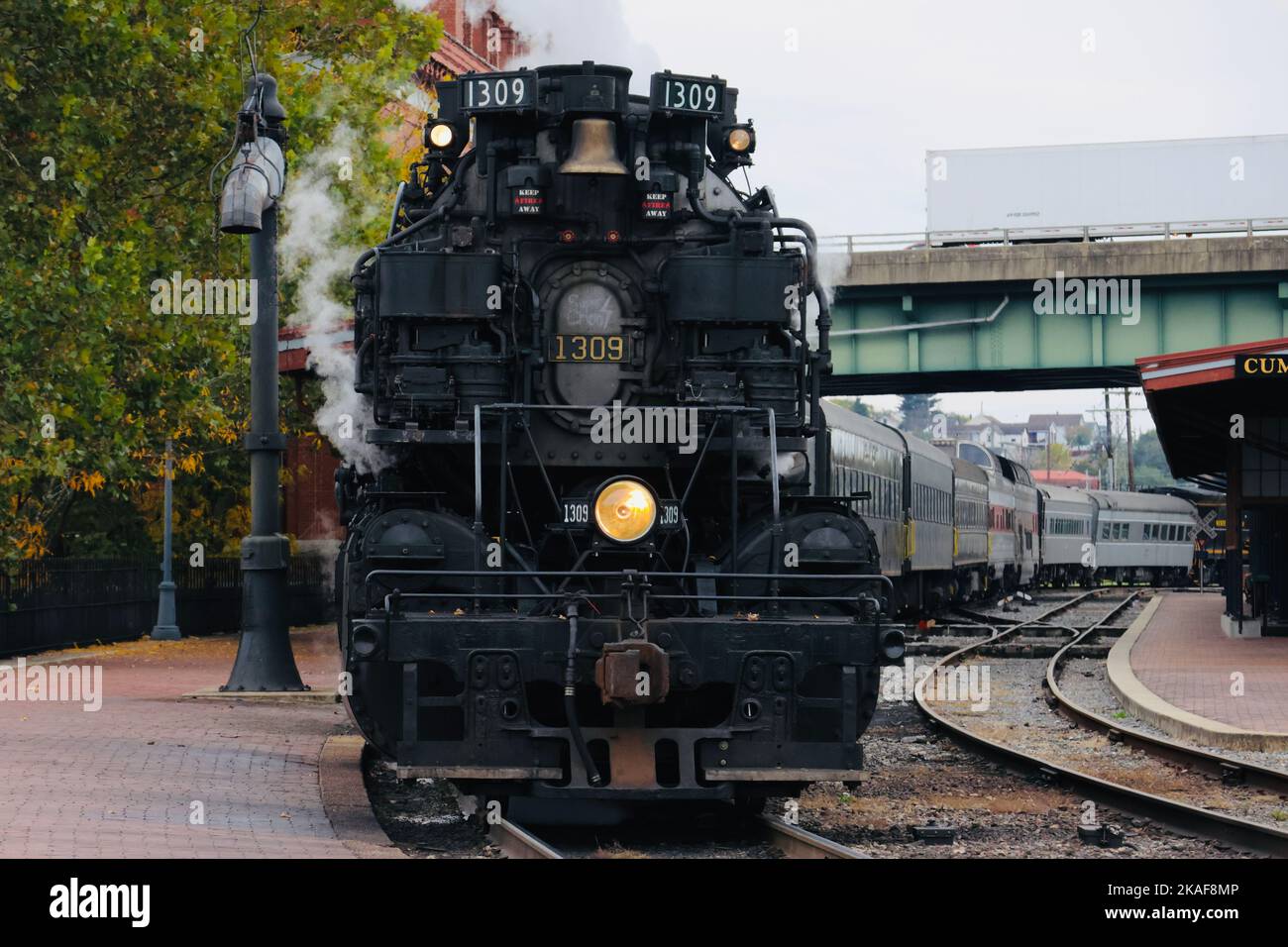 The Western Maryland Scenic Railroad train captured from the front ...