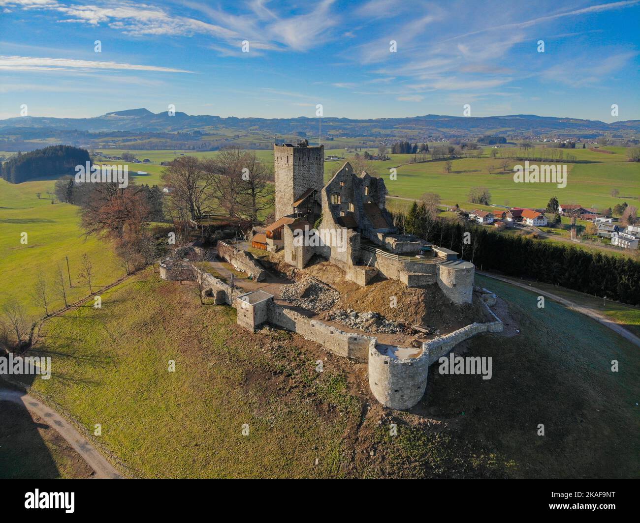Burgruine europa hi-res stock photography and images - Alamy