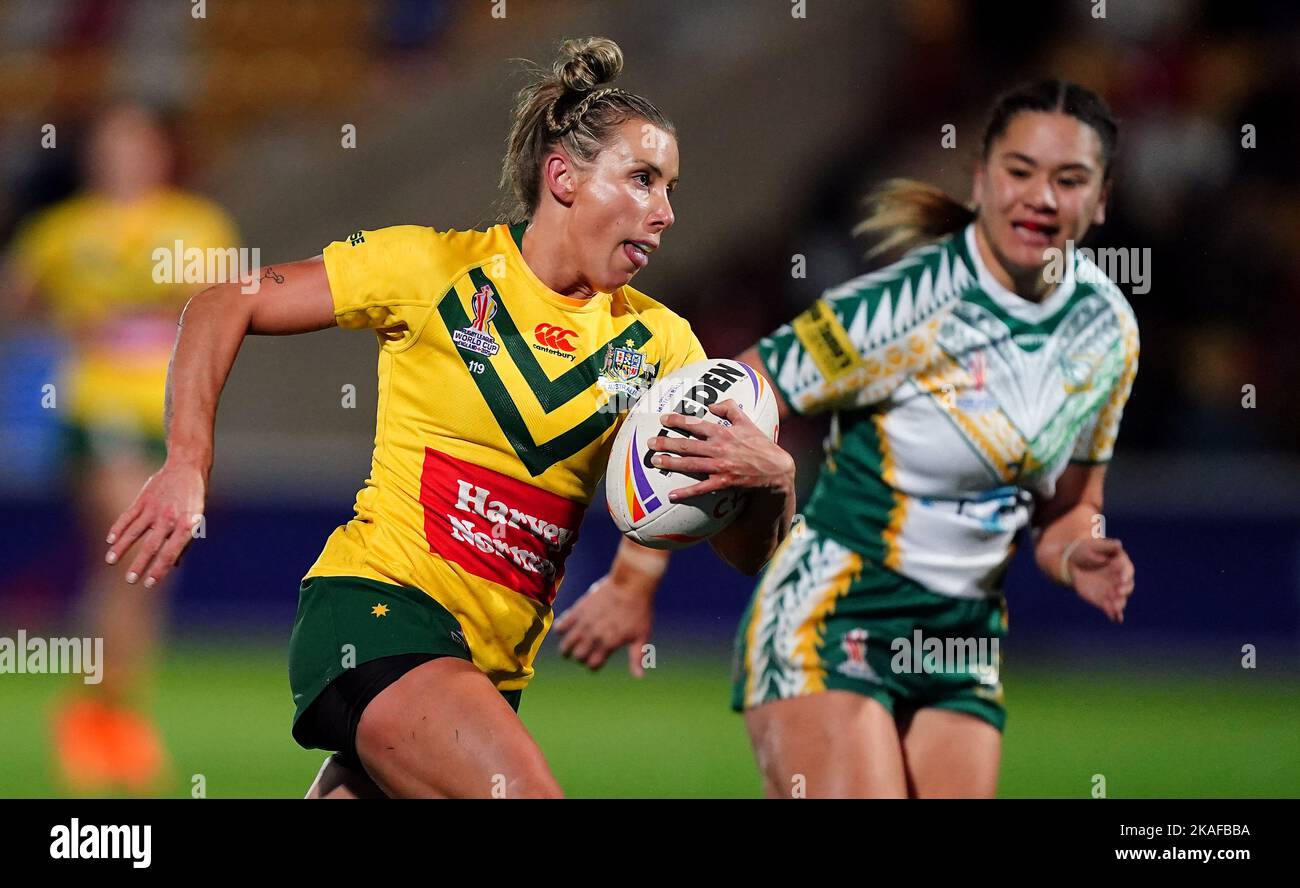 Australia’s Samantha Bremner runs clear to score a try during the Women ...