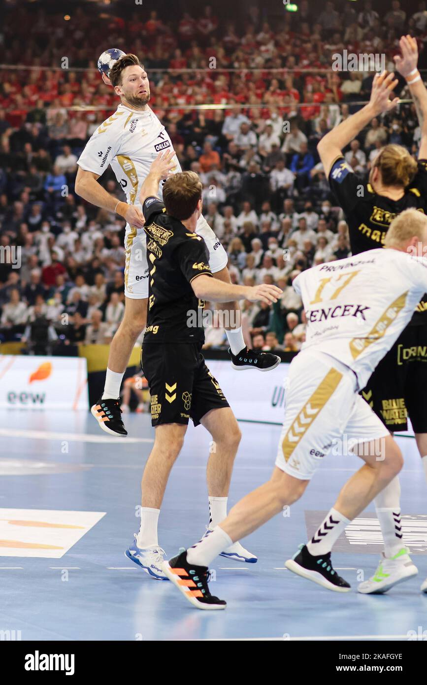 Kiel, Germany. 02nd Nov, 2022. Handball, Champions League, THW Kiel ...