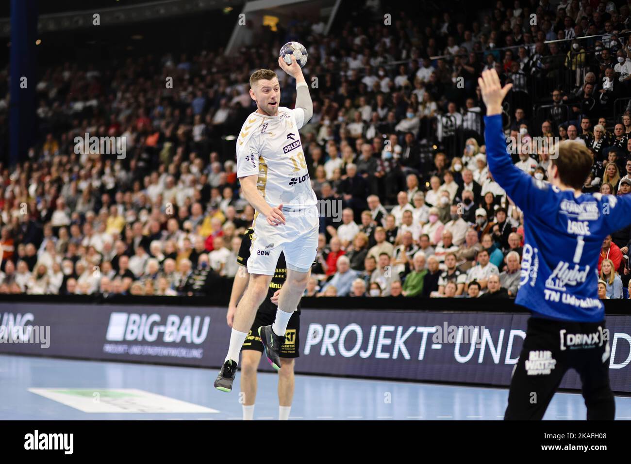 Kiel, Germany. 02nd Nov, 2022. Handball, Champions League, THW Kiel ...