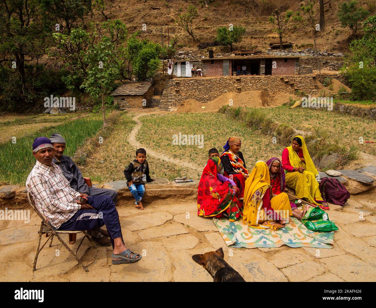 Rural people living a traditional life on Dalkania, Kumaon Hills ...