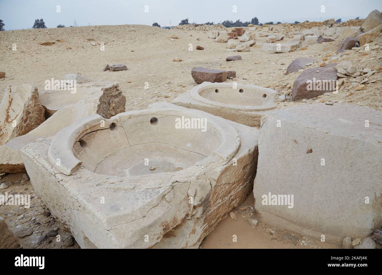 The Mysterious Alabaster Bowls of Abu Gorab Stock Photo - Alamy