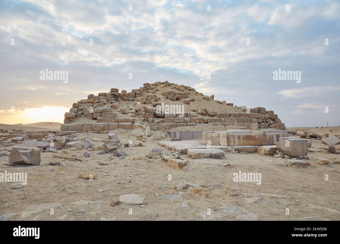 The First-Ever Egyptian Obelisk at Abu Gorab Stock Photo - Alamy