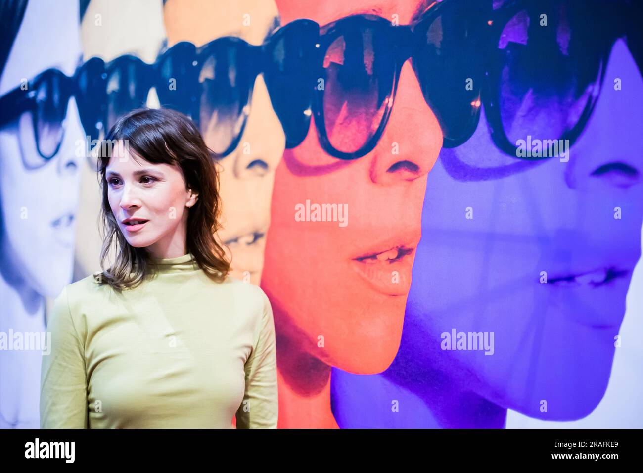Berlin, Germany. 02nd Nov, 2022. Aylin Tezel, actress, comes to the ...