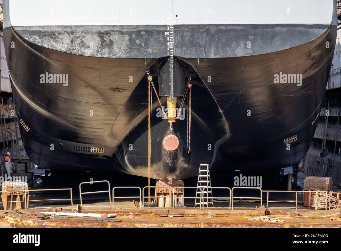 keel of a general cargo vessel in floating dock for maintenance Stock ...