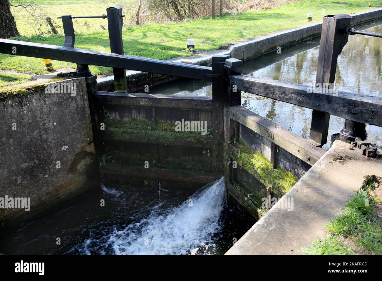 Navigation lock hi-res stock photography and images - Alamy