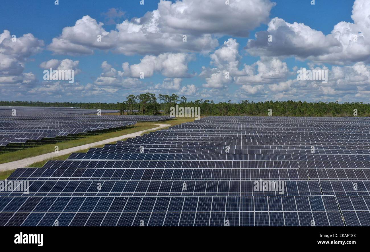 Babcock Ranch, United States. 01st Nov, 2022. Aerial view of the 870 ...