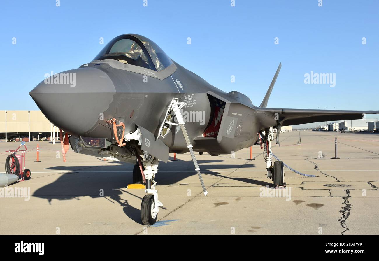 A U.S. Air Force F-35 Joint Strike Fighter (Lightning II) jet at Davis ...