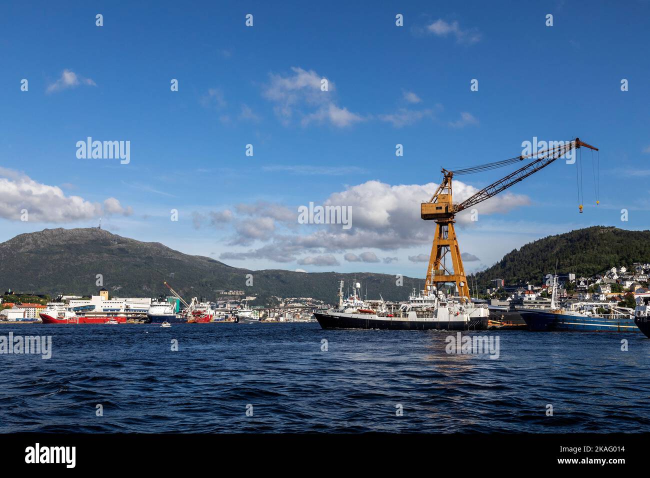H 2 bn hi-res stock photography and images - Alamy
