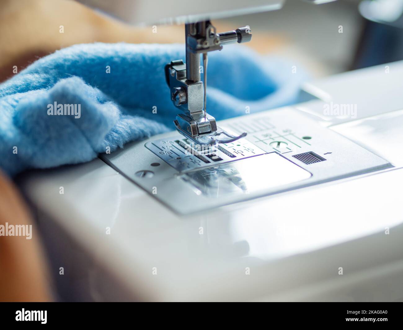 Blue sewing machine hi-res stock photography and images - Alamy