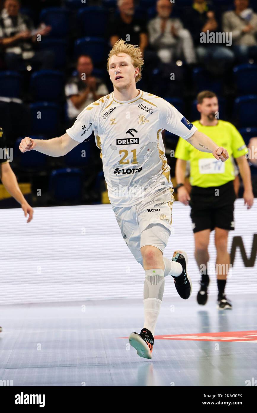 Kiel, Germany. 02nd Nov, 2022. Handball: Champions League, THW Kiel ...