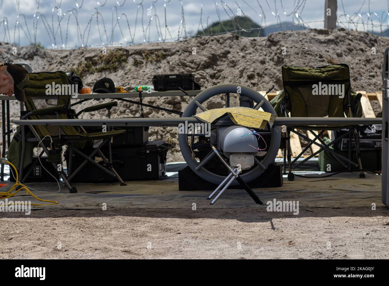 Civilian contractors embarked with the 31st Marine Expeditionary Unit ...