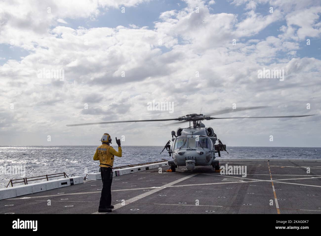 221026-N-XB010-1007 East China Sea (Oct. 26, 2022) – Aviation Boatswain ...