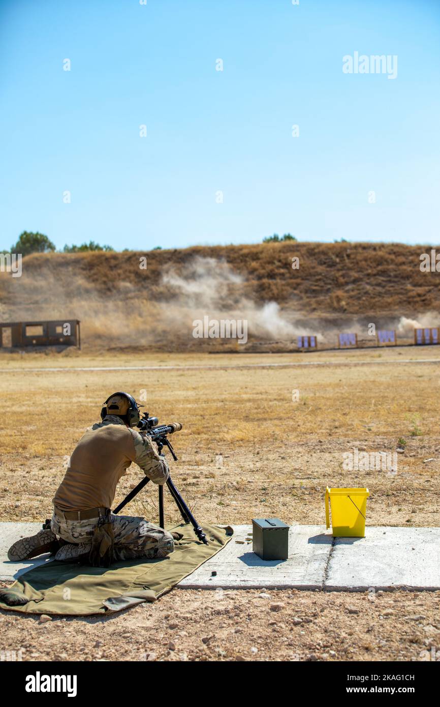Desert sniper hi-res stock photography and images - Alamy
