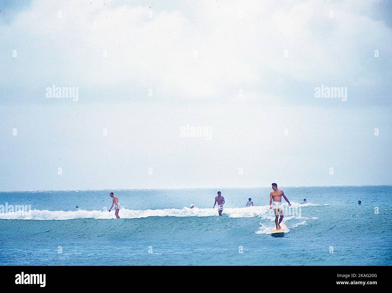 Surfers, Oahu, Hawaii, USA, Toni Frissell Collection, 1957 Stock Photo ...