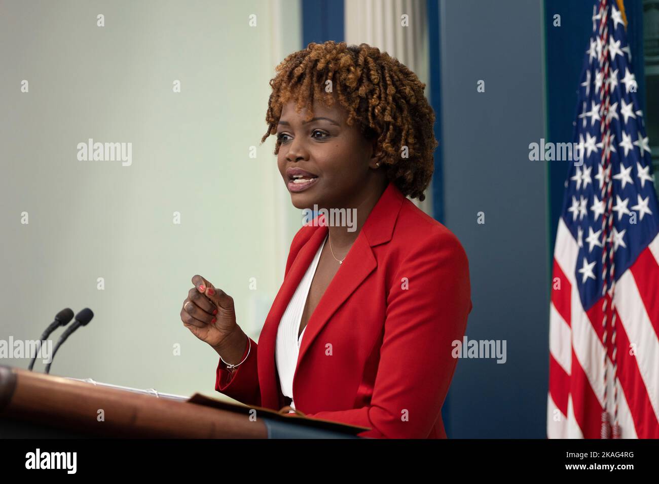 Washington, Vereinigte Staaten. 02nd Nov, 2022. Press Secretary Karine ...